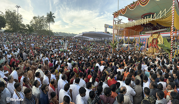 Suryanarayana graces on Suryaprabha vahanam at Tirumala | Hindudayashankar