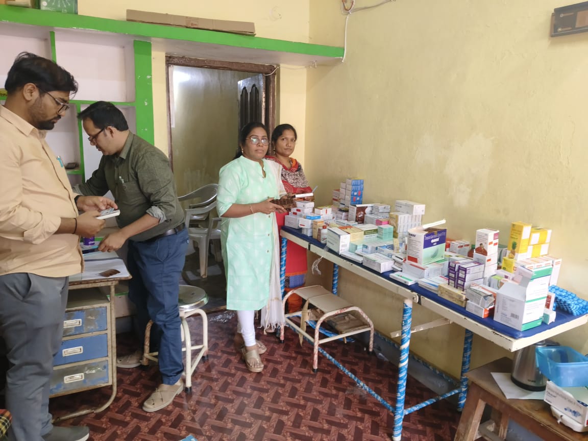 DCA officials raid a quack’s clinic in Kataram mandal and seize drugs ...