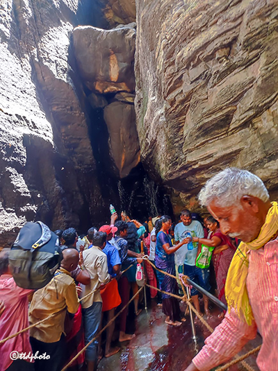 Scores of devotees participate in Tumburu theertha Mukkoti at Tirumala ...