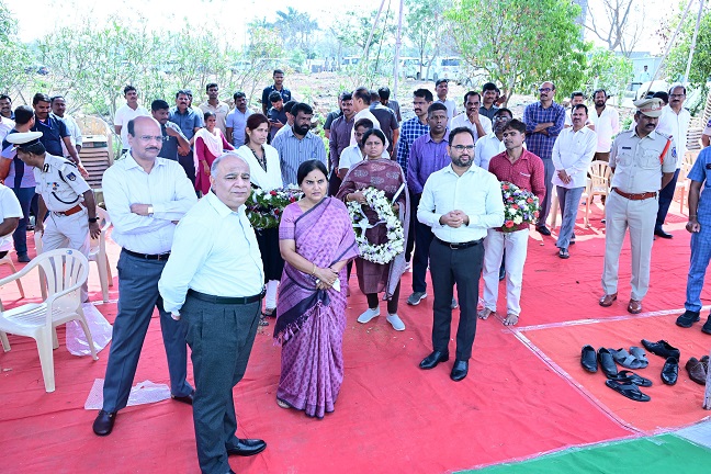 Senior IPS officer Rajiv Ratan’s final rites conducted with state ...