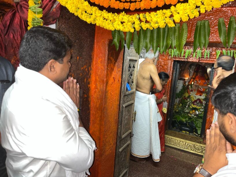 Kondagattu temple shrine packed to brim on Hanuman jayanthi ...