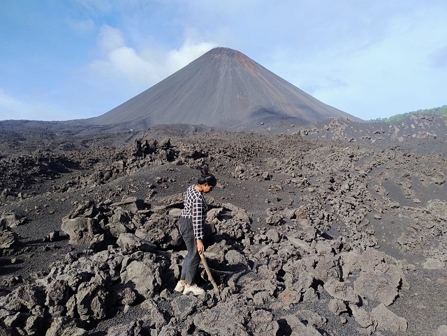 Historic Expedition: First -Ever Women Team conducting Geological ...