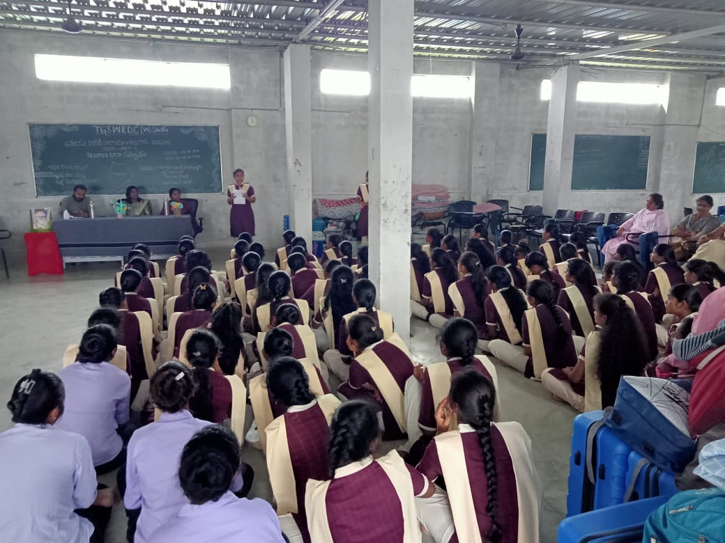 Students of Telangana Social Welfare Residential Degree College for ...