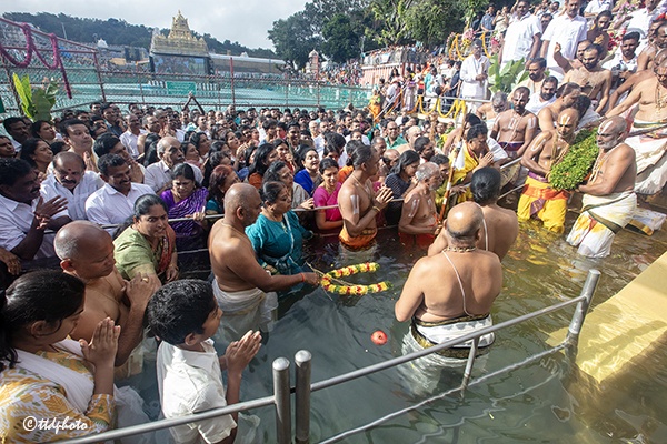 TTD Brahmotsavams concludes with Chakrasnanam at Swami Pushkarini in ...