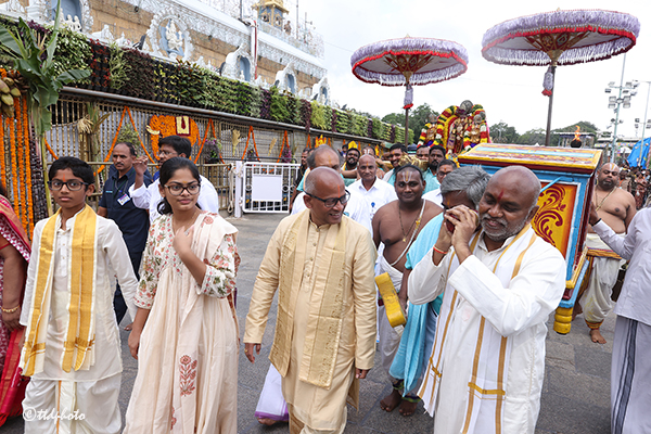 TTD Brahmotsavams concludes with Chakrasnanam at Swami Pushkarini in ...