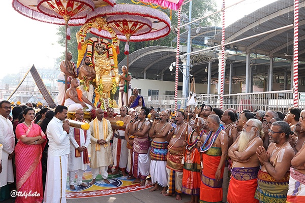 Tirumala Brahmotsavam third day: Yoga Narasimha on Simha Vahanam ...