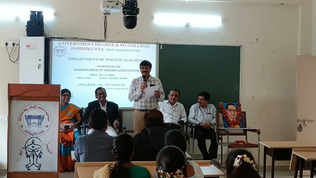 Constitution Day celebrated at GDC Jammikunta – Hindudayashankar