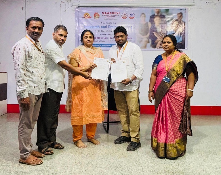 Seminar on Research and Project Writing at Vaagdevi Degree and PG ...