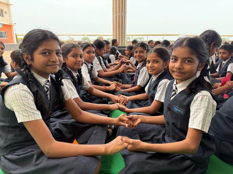 National Siblings day celebrated at Alphores e-techno school in ...