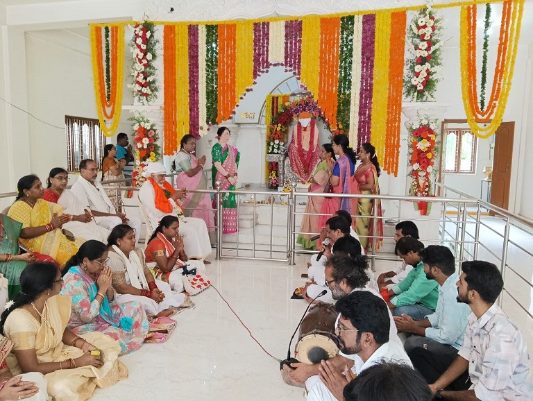 Guru Pournami celebrated with religious fervour at Sai Baba temple on ...