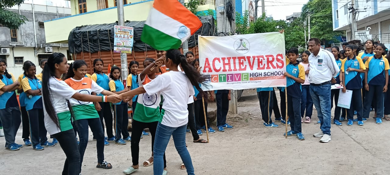 Flash mob by students of Achievers Active High School in Karimnagar to ...