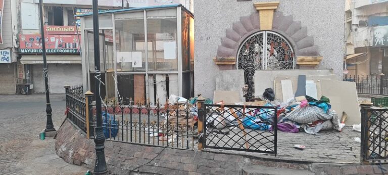 Clock Tower, the Heritage structure, is losing its sheen thanks to ...
