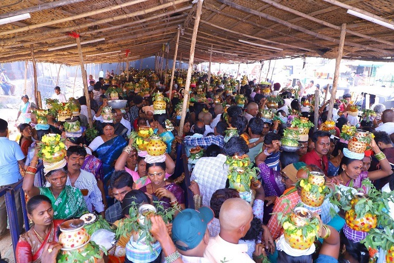 Pilgrims rush swell at Vemulawada in view of Samakka-Sarakka jatara in ...