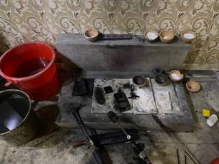 DRI cracks down on organised gold smuggling and illegal melting racket ...